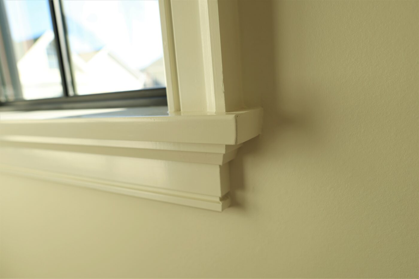 Kuiken Brothers Modern Craftsman Moulding Installation in Edgewater, NJ ...