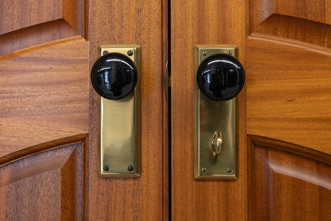 How To Determine If You Have a Left Hand Door or Right Hand Door ...