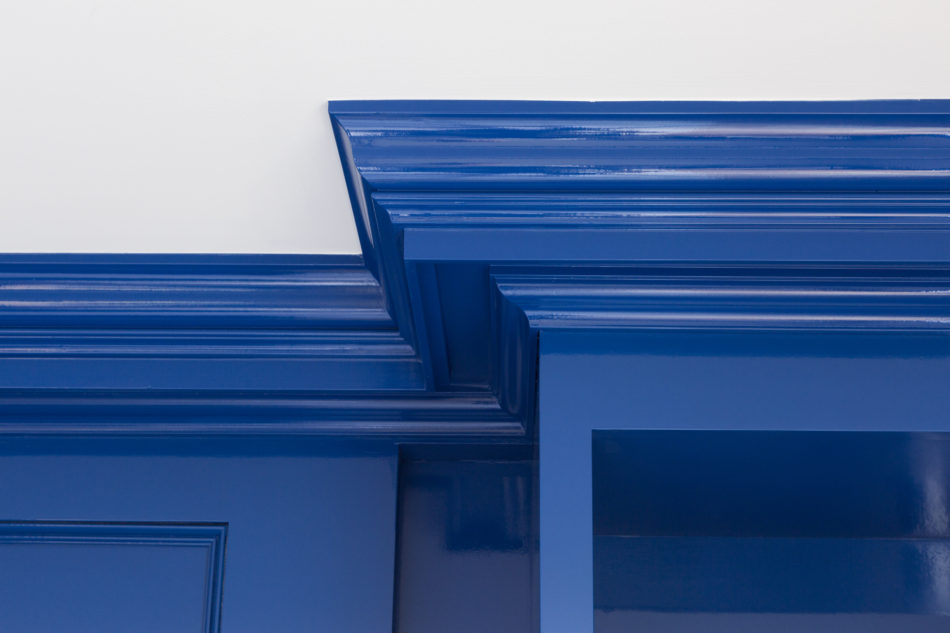 Classical Four-Piece Crown Moulding Adds Timeless Detail to Custom ...